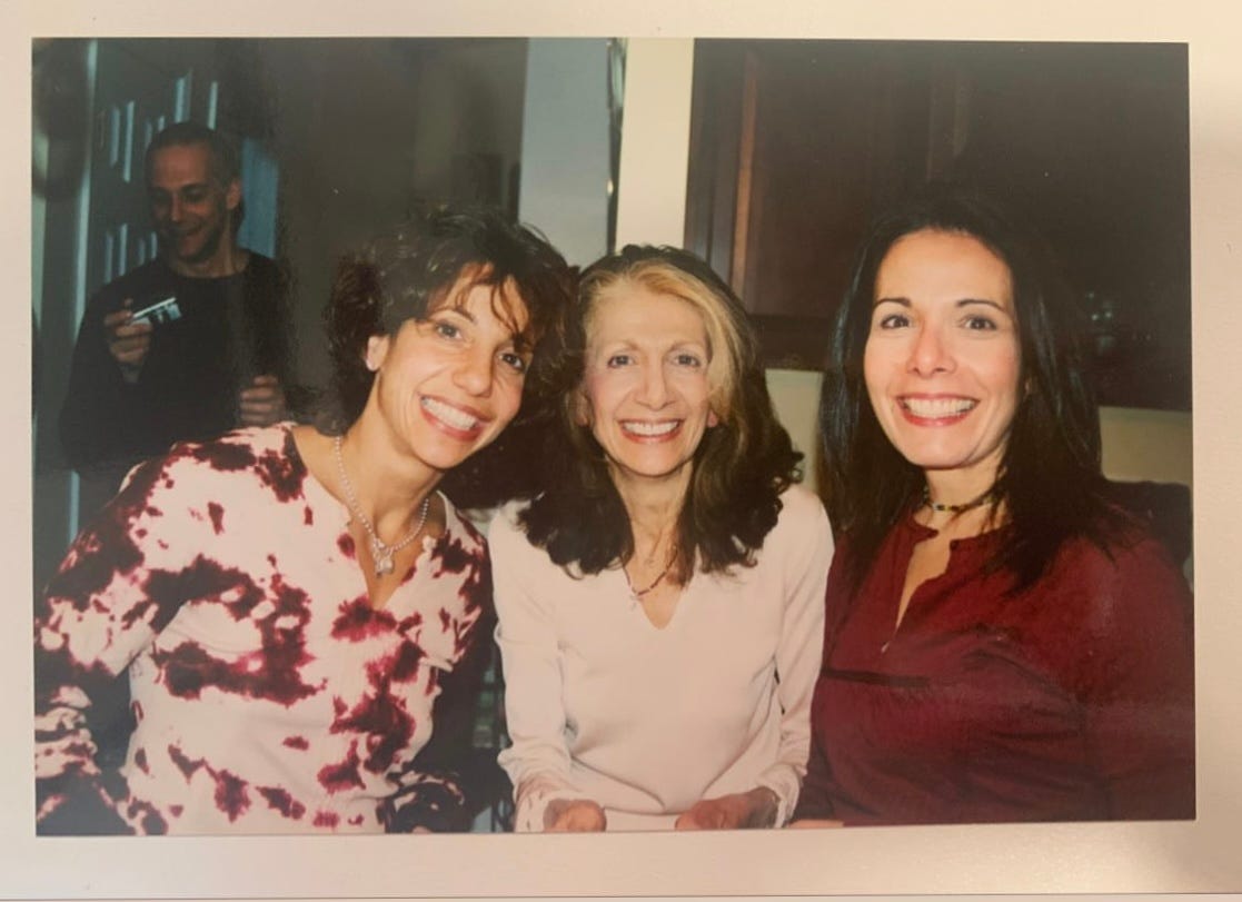 Hello Hayes | Alexandra Hayes Robinson | Substack