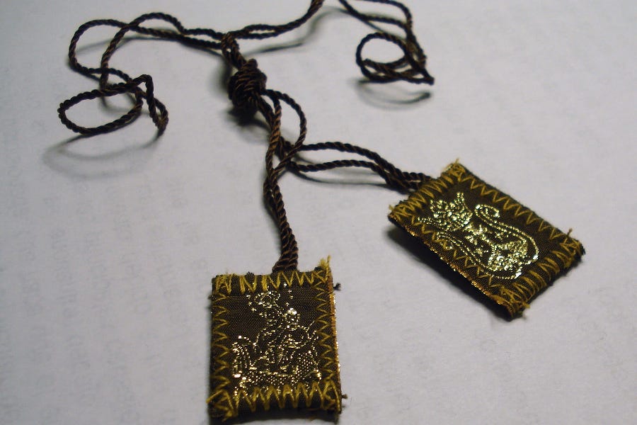 scapular | The Pillar