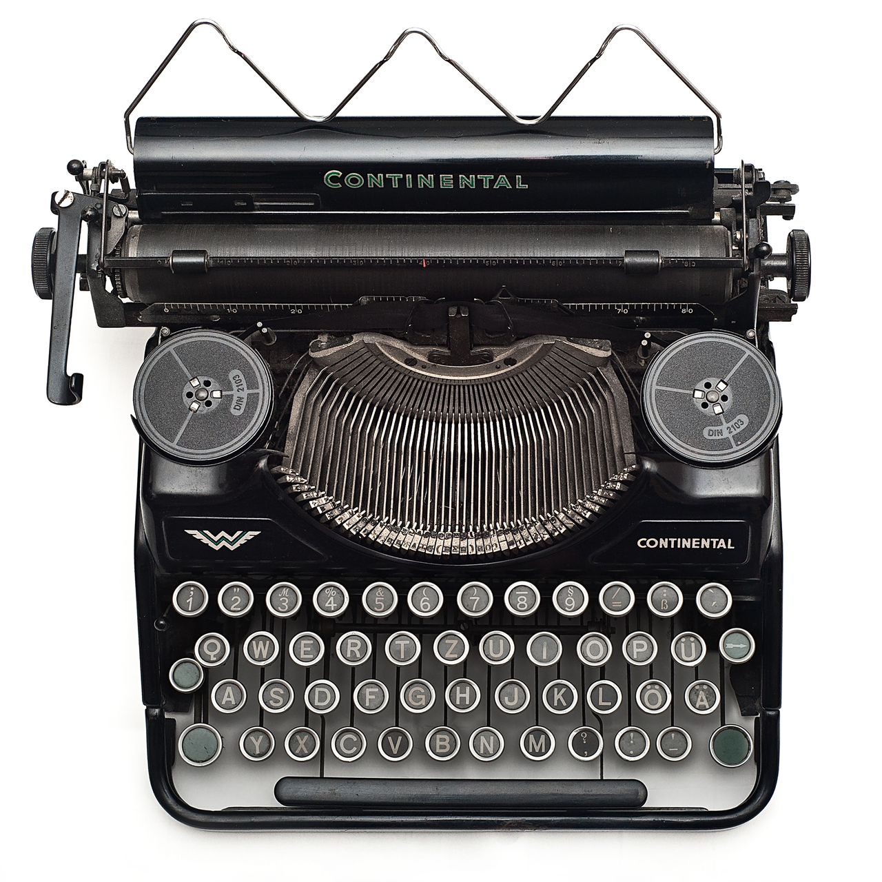 The Good Typist | Kristen McHenry | Substack