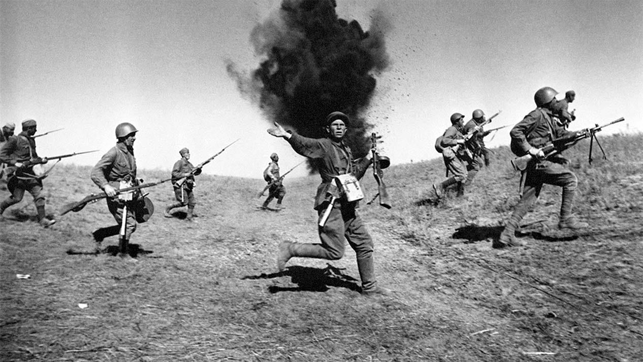 Stalin orders "Not one step back" - by Martin Cherrett