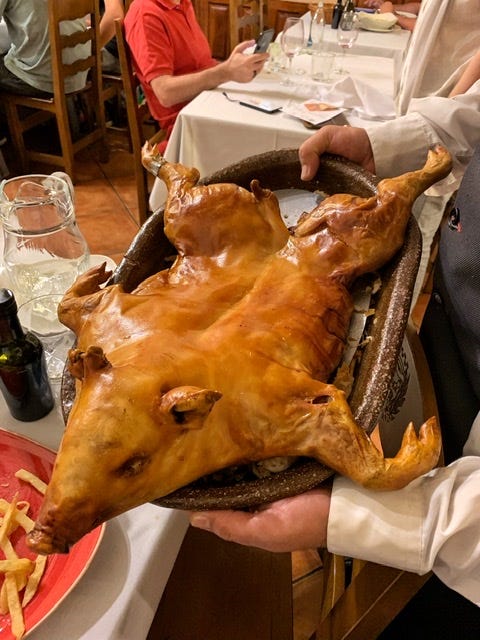 “Baby” food, cochinillo edition - Come como Kiki