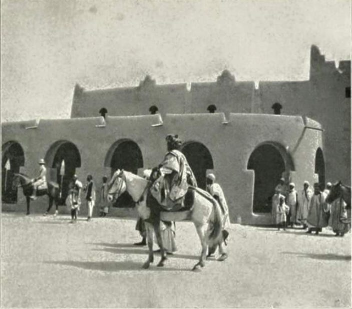 Hausa urban architecture: construction and design in a cosmopolitan ...