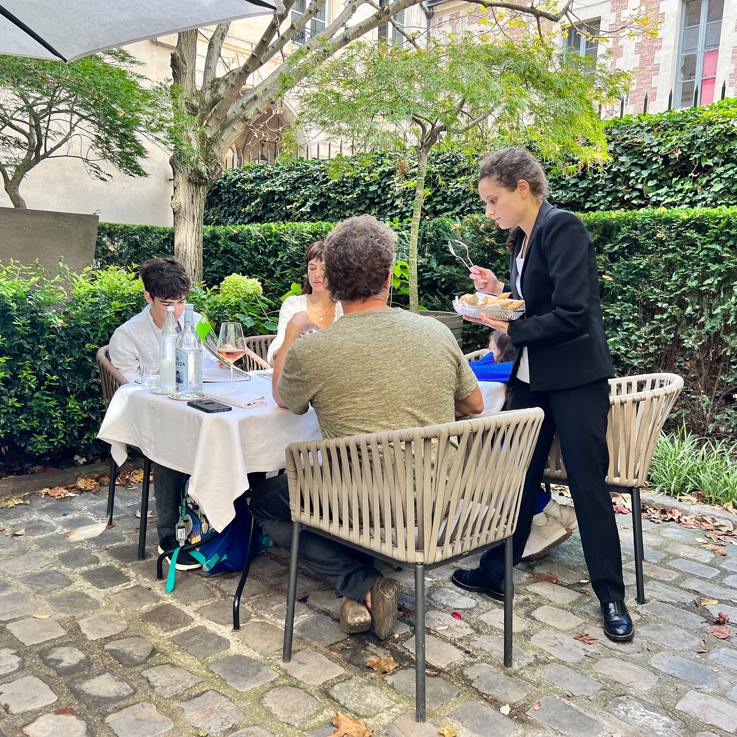 Eating in the Marais - by Meg Zimbeck - PARIS BY MOUTH