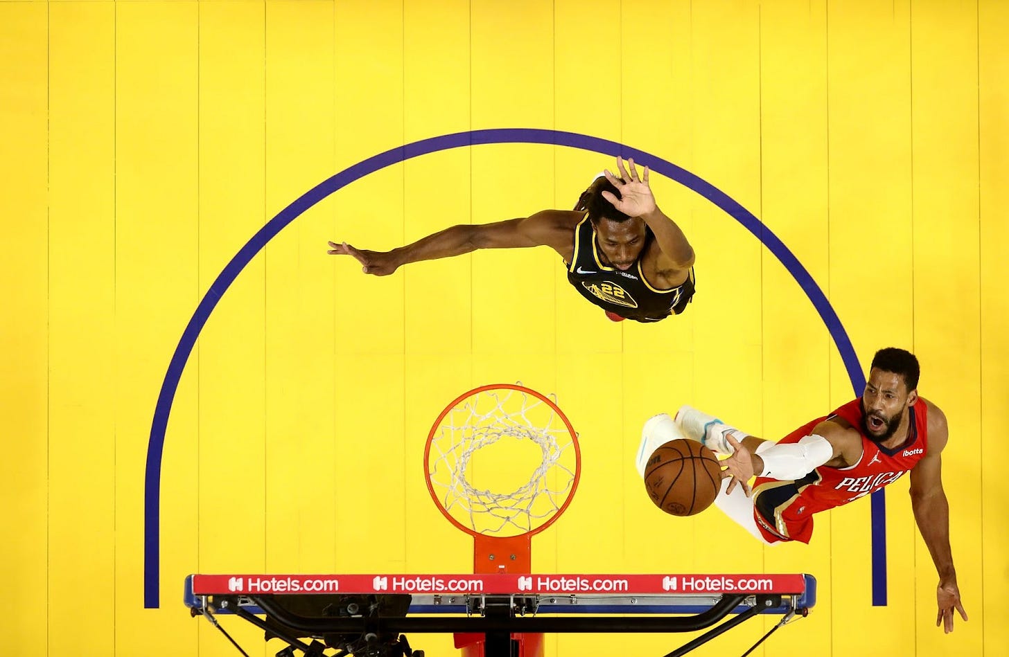 Anatomy of a knockout - by Henry Abbott - TrueHoop