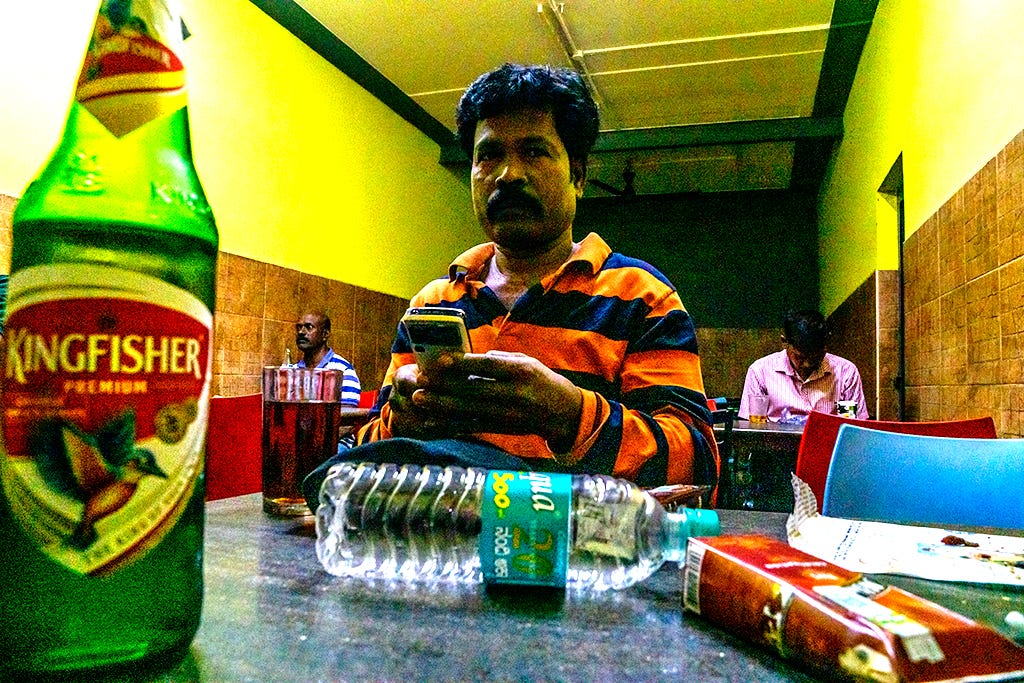 Bun Butter Congress On Sofa Cum Bed? - by Linh Dinh