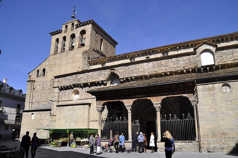 Jaca — Spanish portal onto the Camino de Santiago