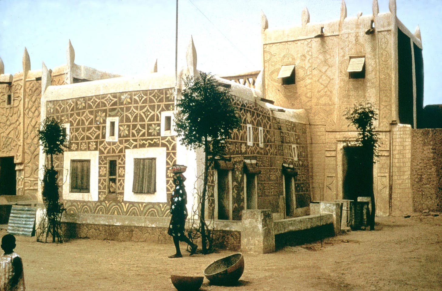 Hausa urban architecture: construction and design in a cosmopolitan ...