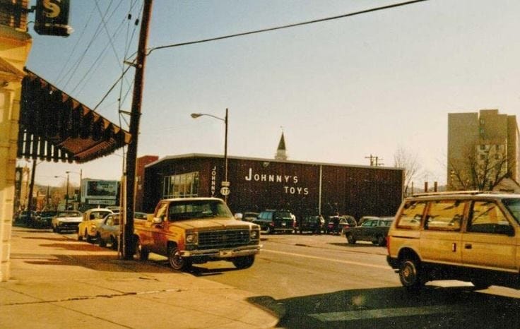 Johnny's Toys - by Cam Miller 🎥