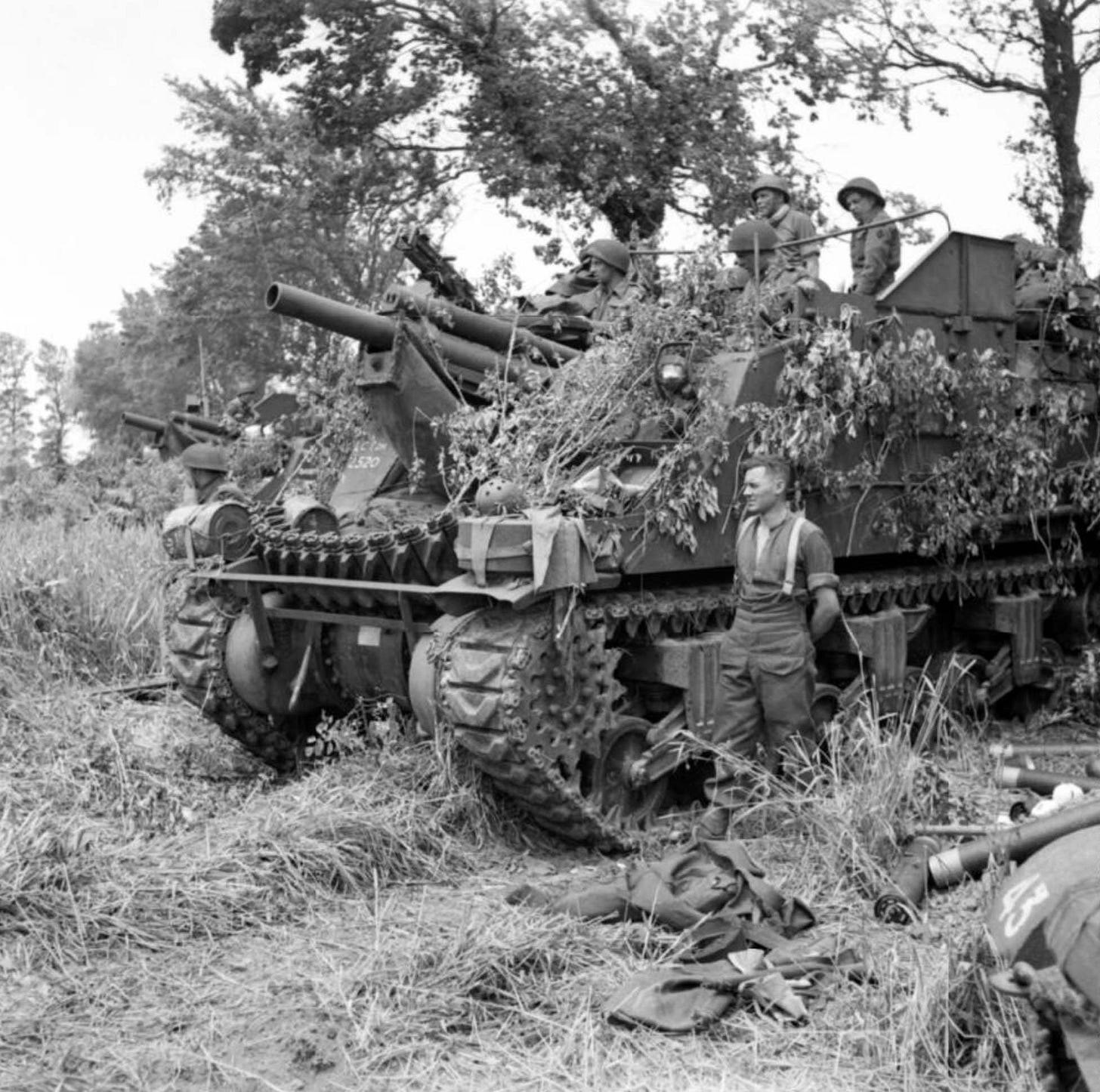 D-Day Gunners - by Martin Cherrett - World War II Today