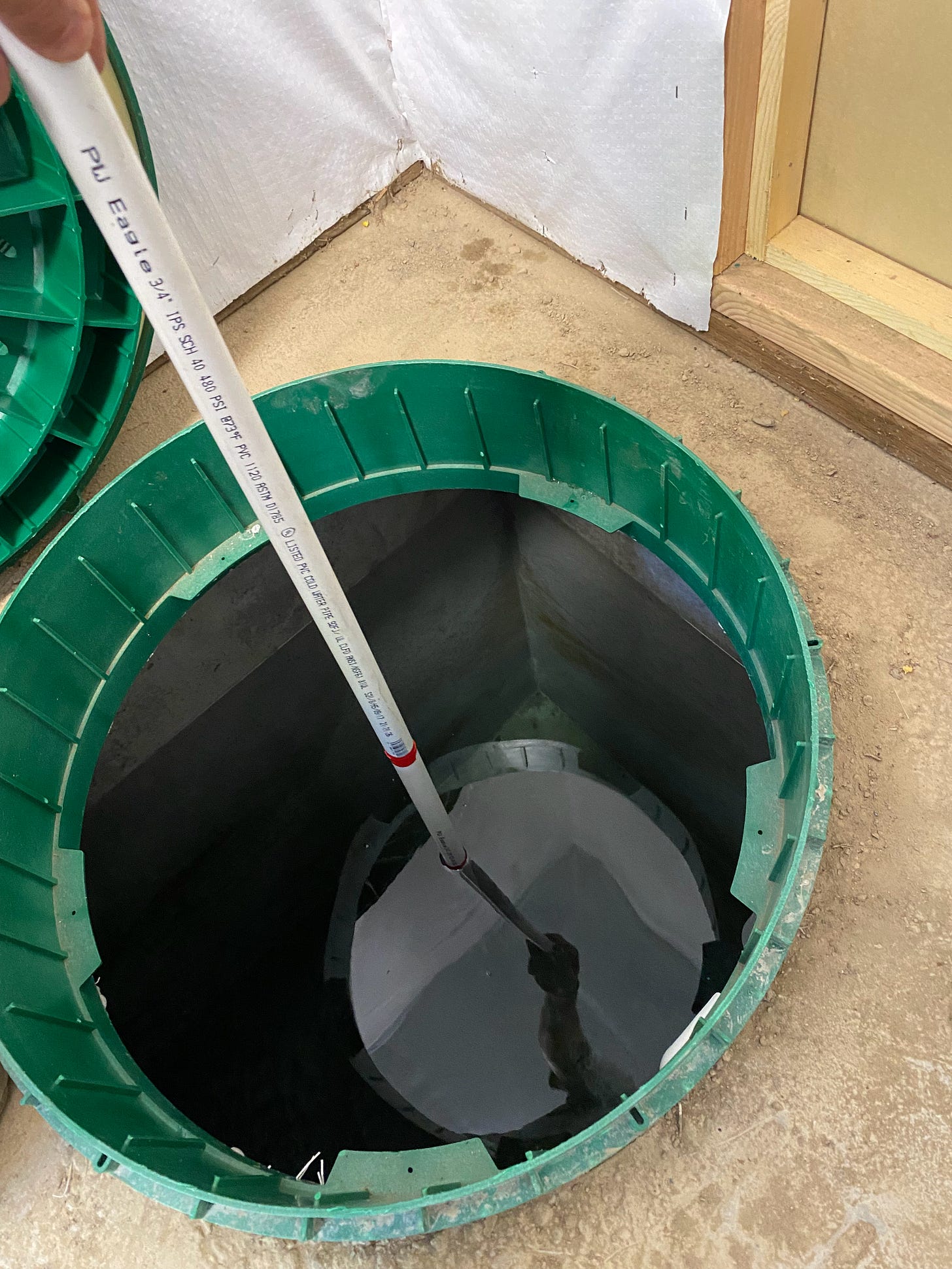 Using a Raspberry Pi to remotely measure cistern water level.