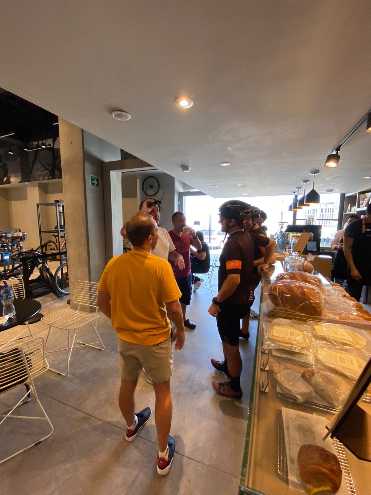 Fotogalería: Domestique y Metta Running House