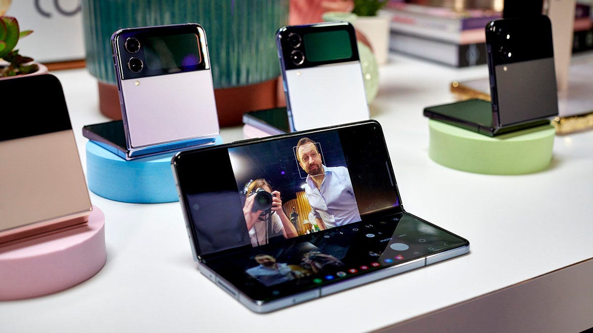 Samsung Galaxy Z Fold 4 review: it's up to the multi-task