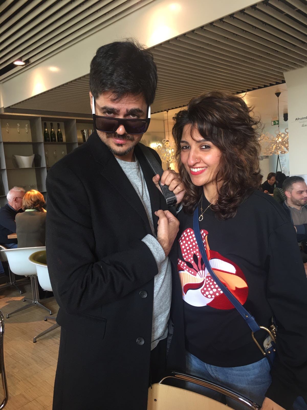 Yet Untitled 031 - Mind the Gap - by Vasant Nath