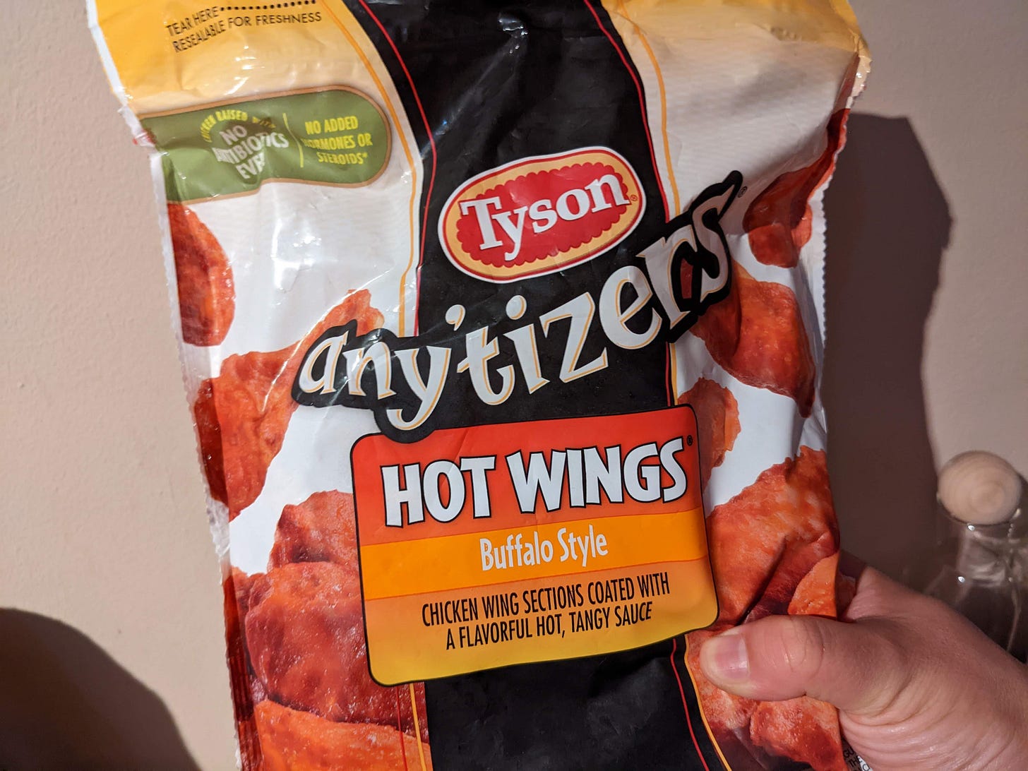 The funkiest chicken: Buffalo wings and hákarl dressing