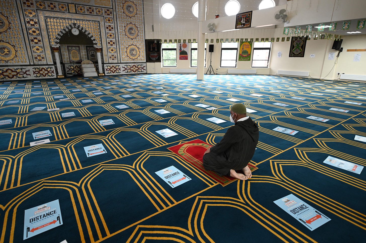 Sharing iftar at Sheffield’s biggest mosque - by Dan Hayes