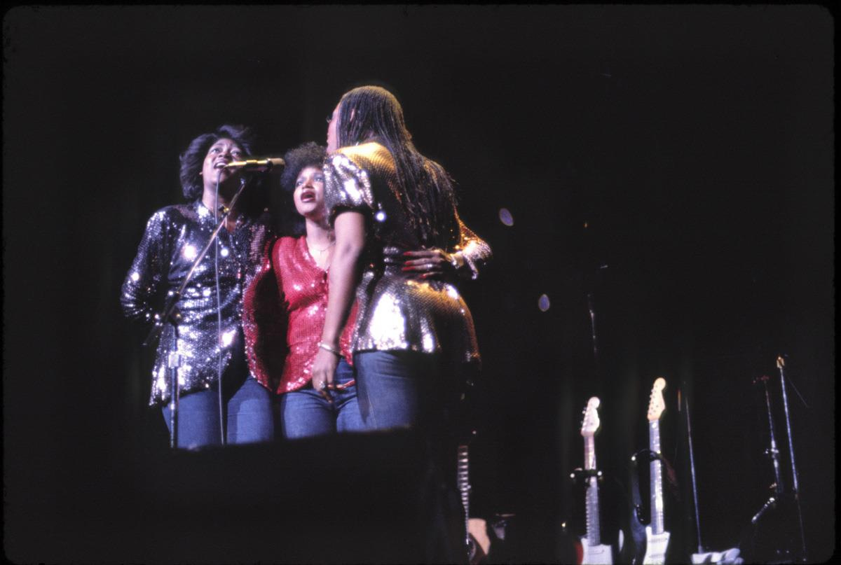 Regina McCrary Talks About Singing Gospel with Bob Dylan