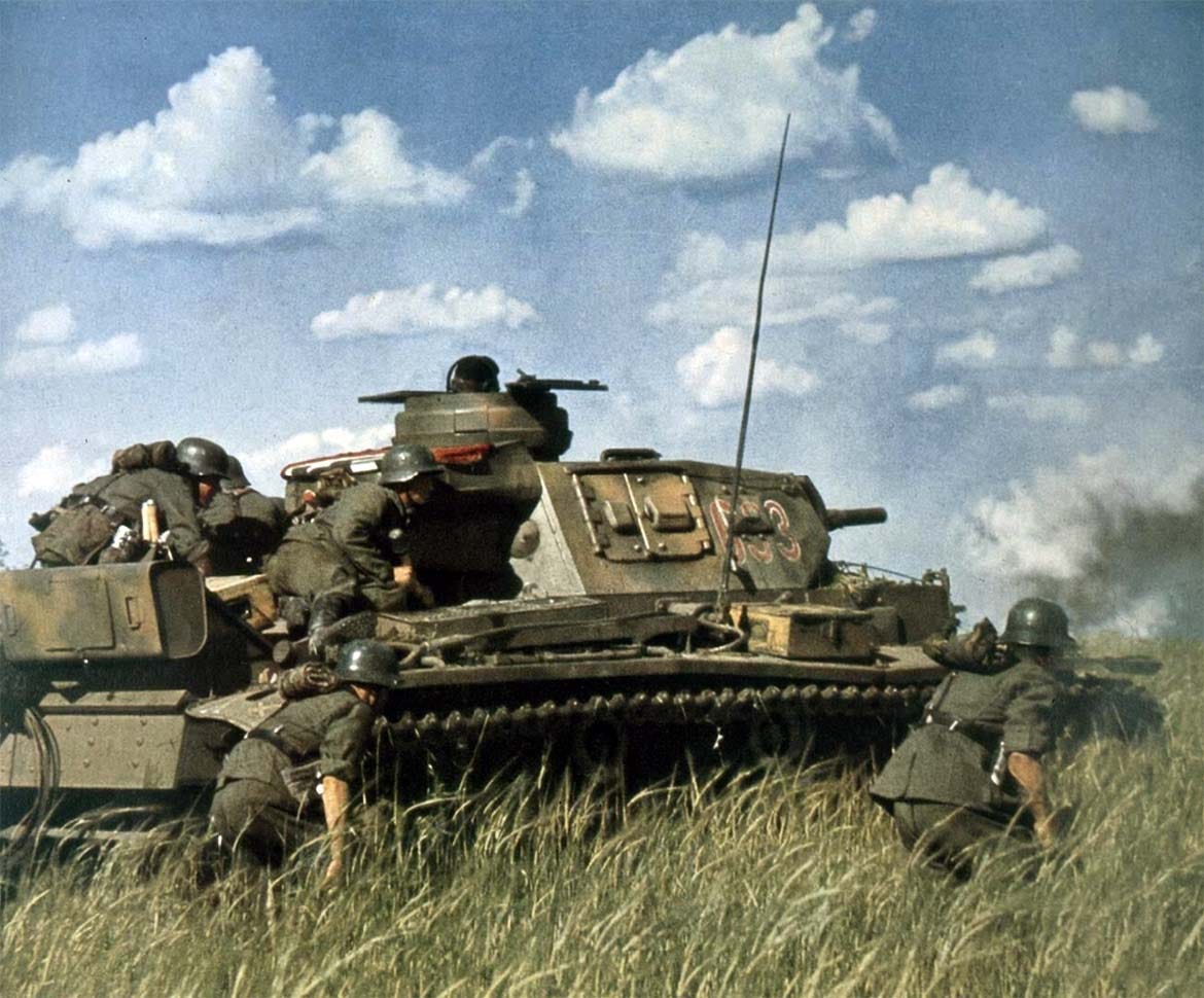 Stalingrad - the road to Disaster - by Martin Cherrett