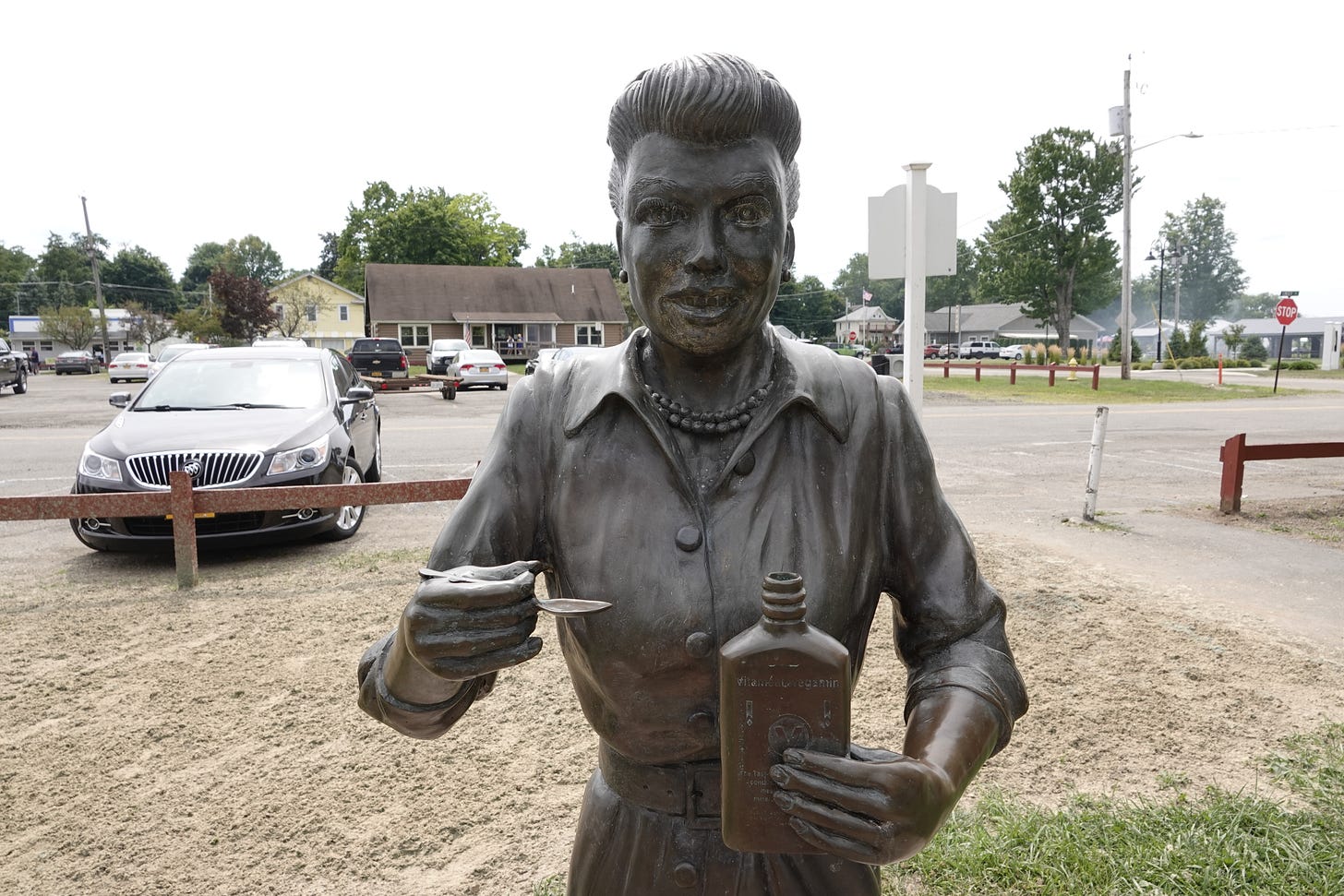 Exploring Lucille Ball's hometown | Retrologist Guide