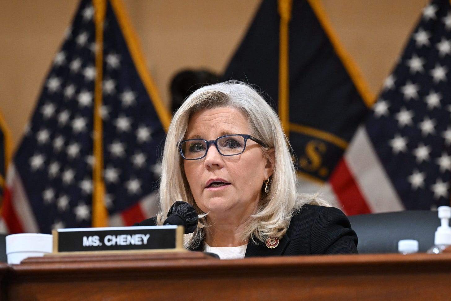 Liz Cheney dropped the biggest bombshell of the latest January 6 ...