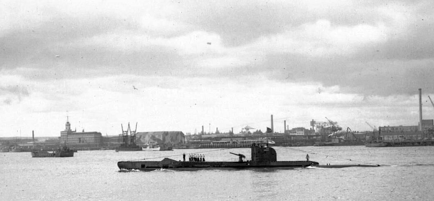 HMS Unbroken navigates a minefield - by Martin Cherrett