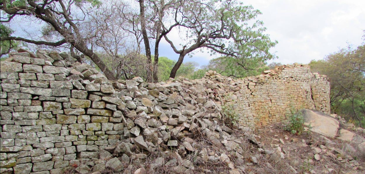 The kingdom of Mutapa and the Portuguese: on the failure of ...