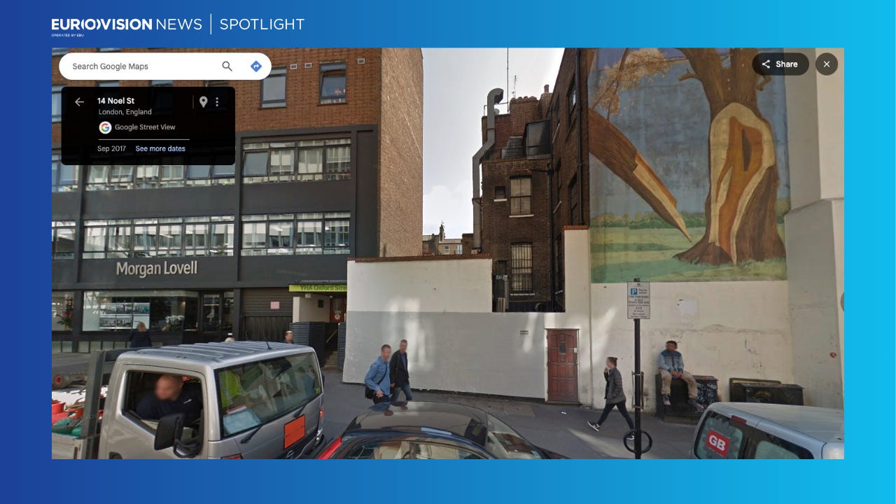 Street art of Trump walking against evolution falsely attributed to Banksy