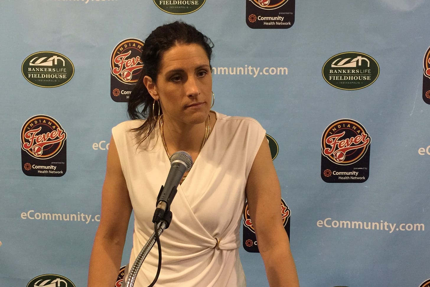 Indiana Fever bringing back Stephanie White as head coach