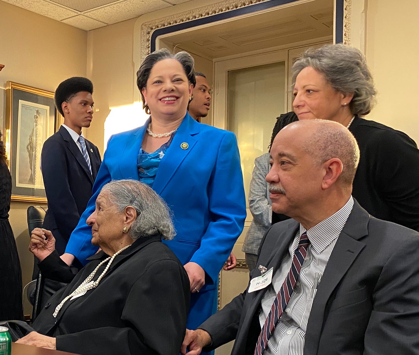 Congresswoman Jennifer McClellan Day One: 25 Photos #Virginia #History