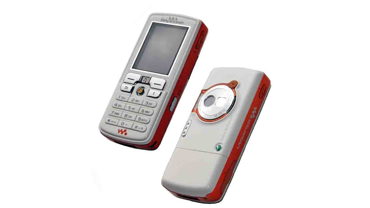 A Look Back at Sony Ericsson's Pioneering Phones of the 2000s