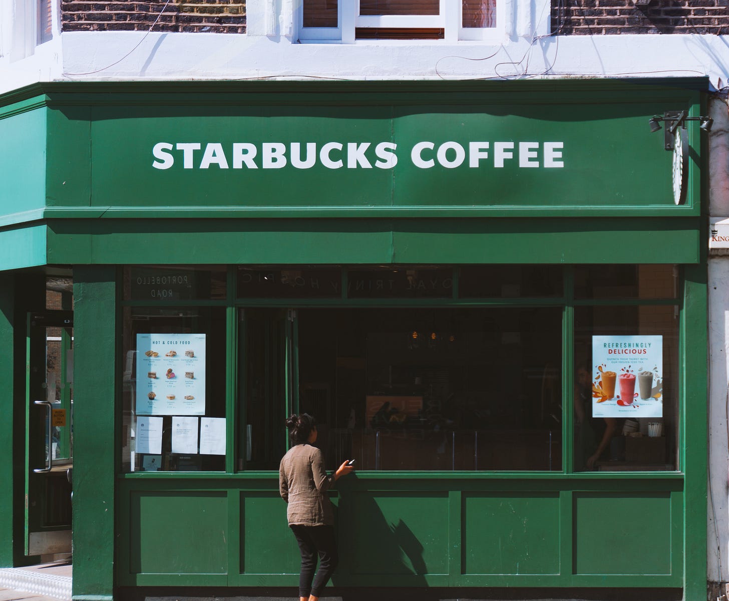 Getting looped in: Understanding open-loop versus closed-loop card systems