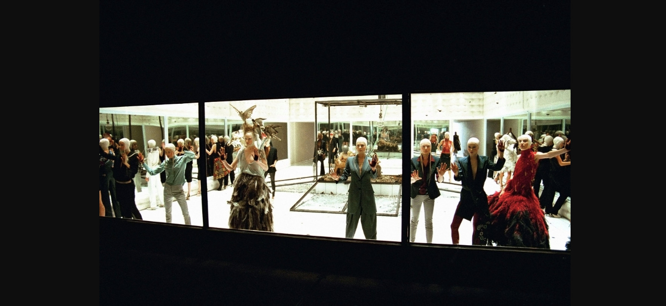 Alexander McQueen Spring/Summer 2001: Voss