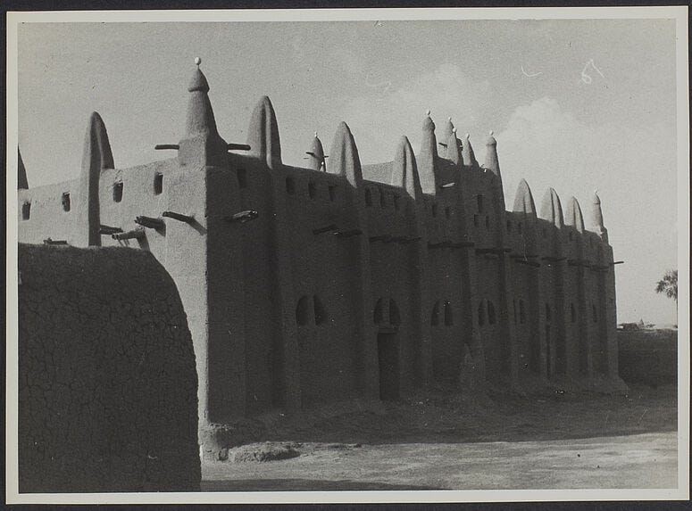 A complete history of Dogon country: Bandiagara from 1900BC to 1900AD