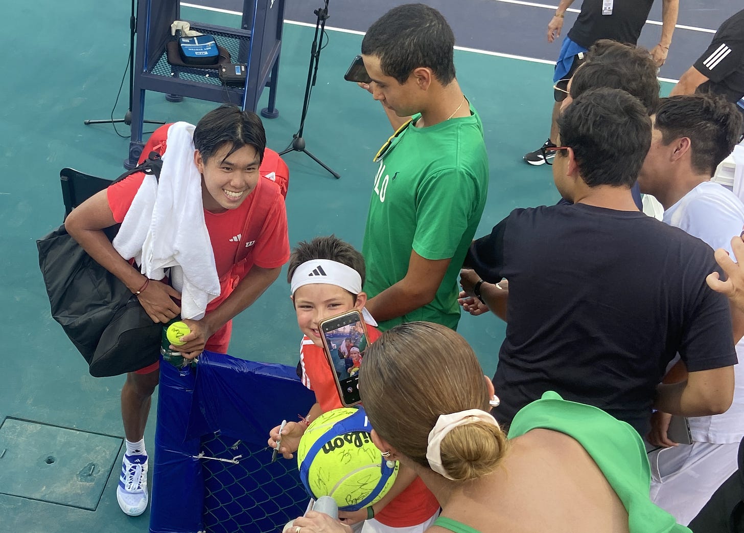 Two Young Ones in Mexico - by Ben Rothenberg - Bounces