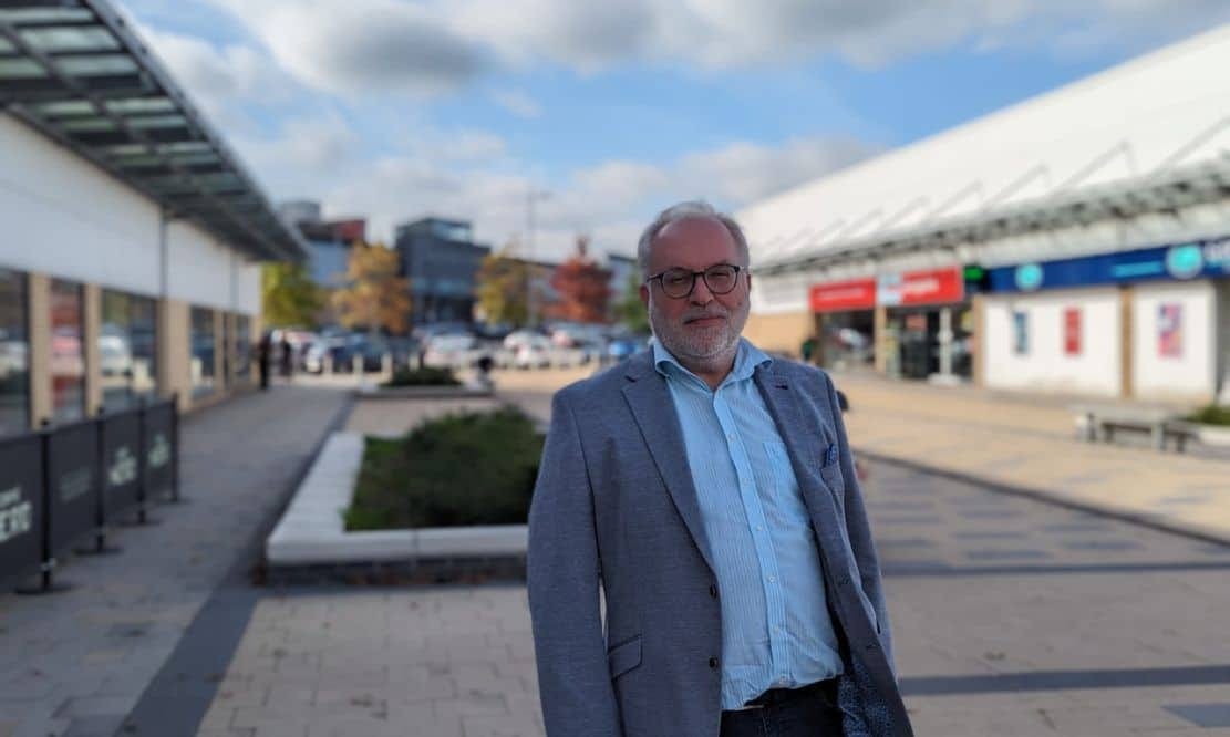 Is Portadown town centre thriving or declining?