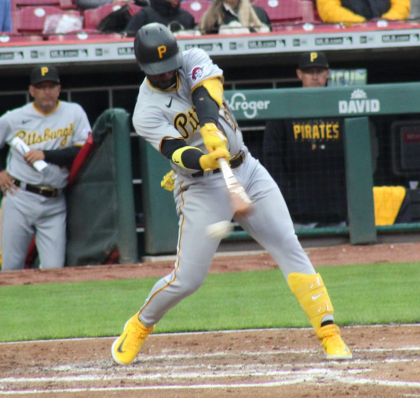 Morning Rundown: Pirates sign Jake Lamb to minor league contract, DFA ...