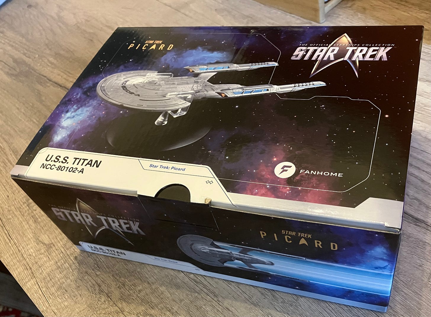 Review: Fanhome’s USS Titan-A Model | The Black Campbell
