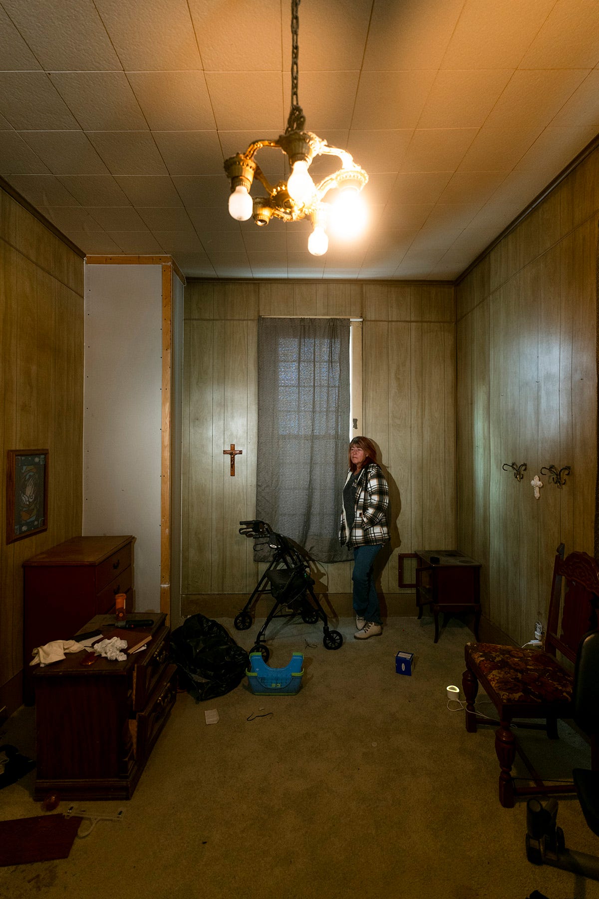 The Abandoned Americans - by Peter Savodnik