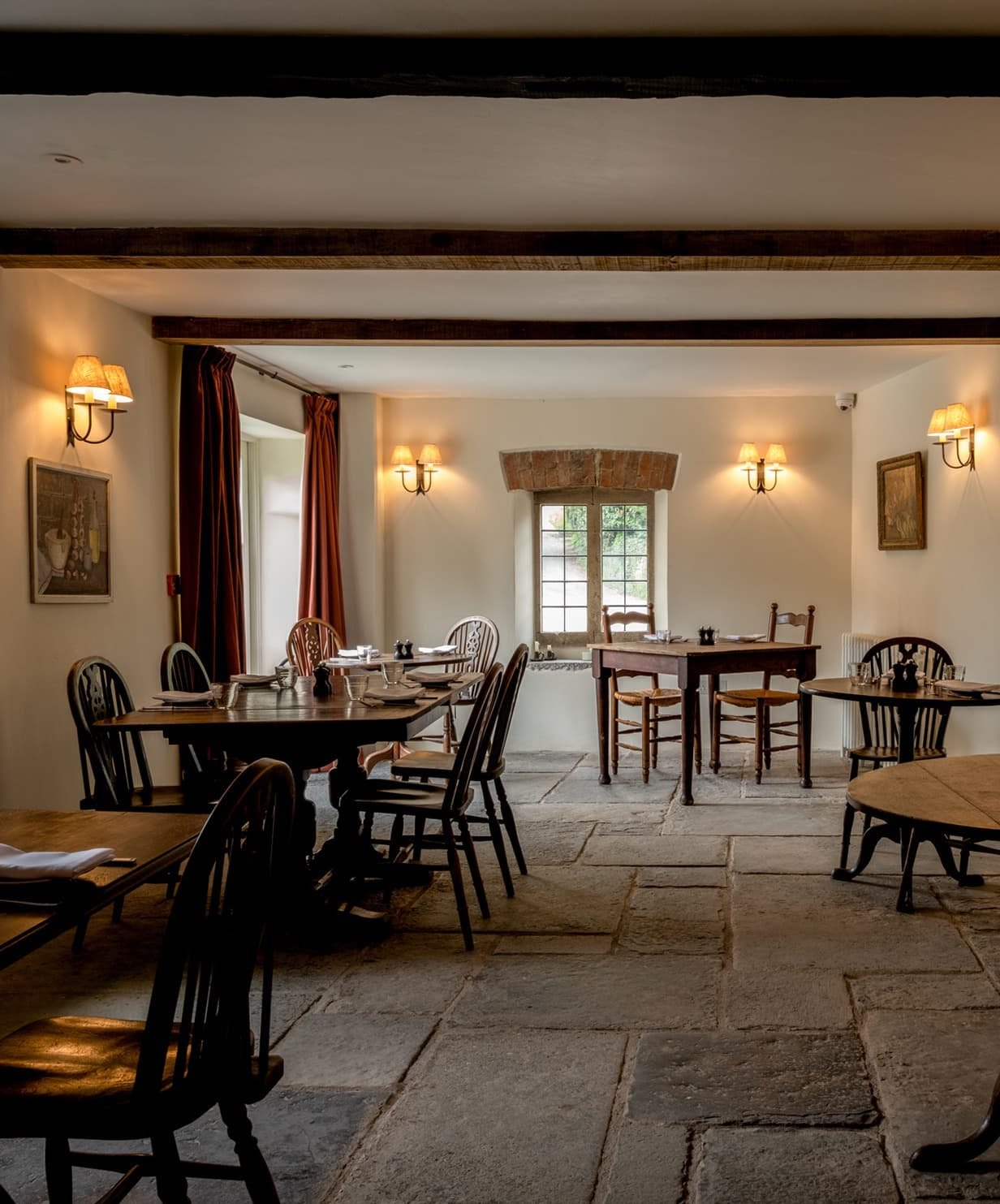 The best pubs with rooms for interiors inspiration