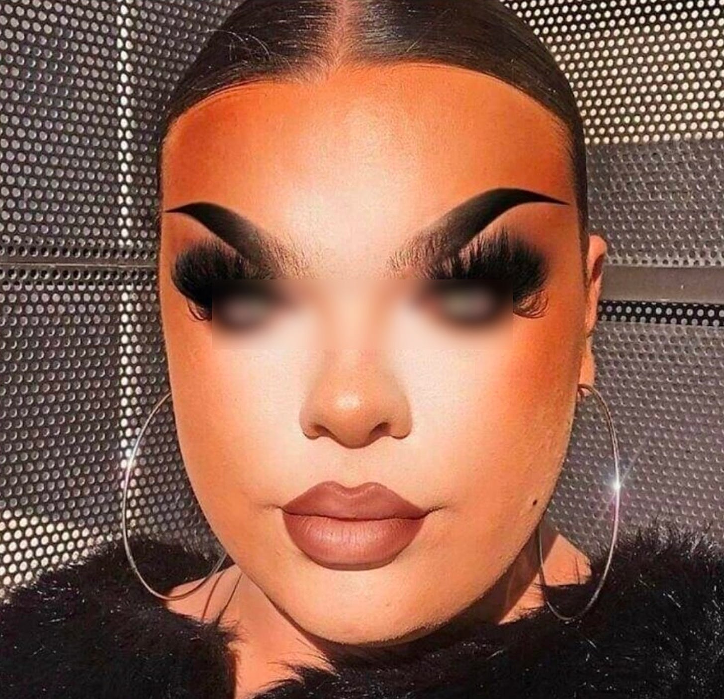 How Have Women Evolved to Attract Men? - by Tomas Pueyo