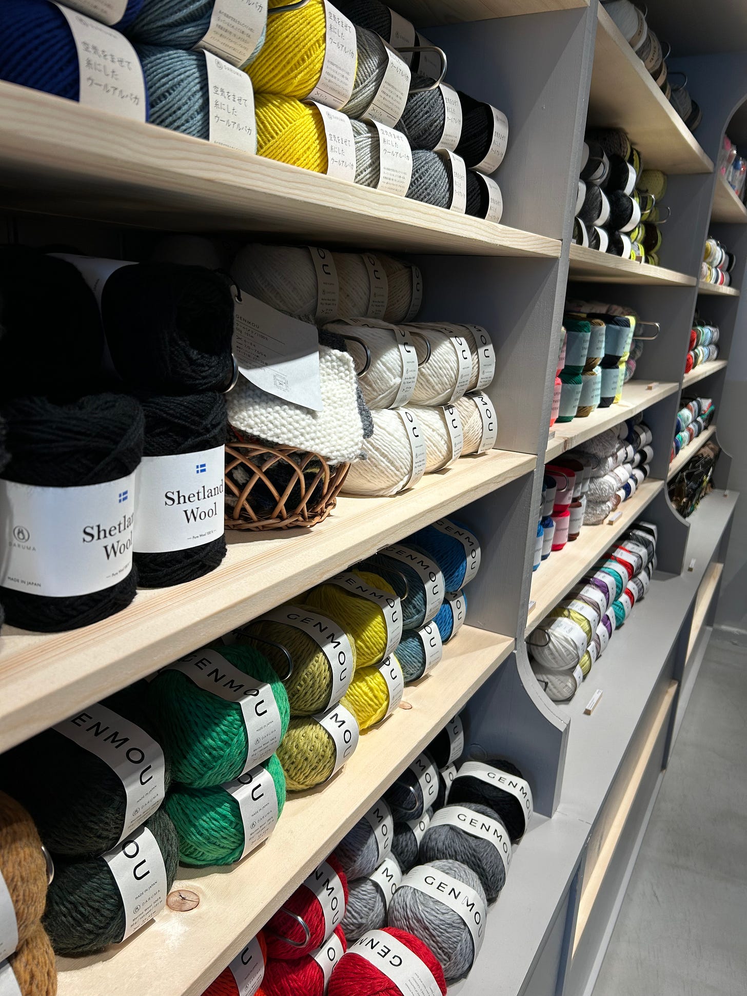 3 places in Tokyo for yarn lovers - by Natasja