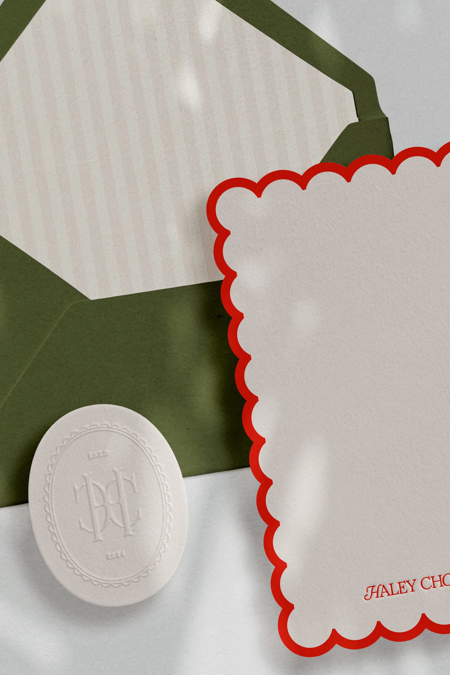 Watch Me Design a European Garden Party-Inspired Monogram - Saffron Avenue
