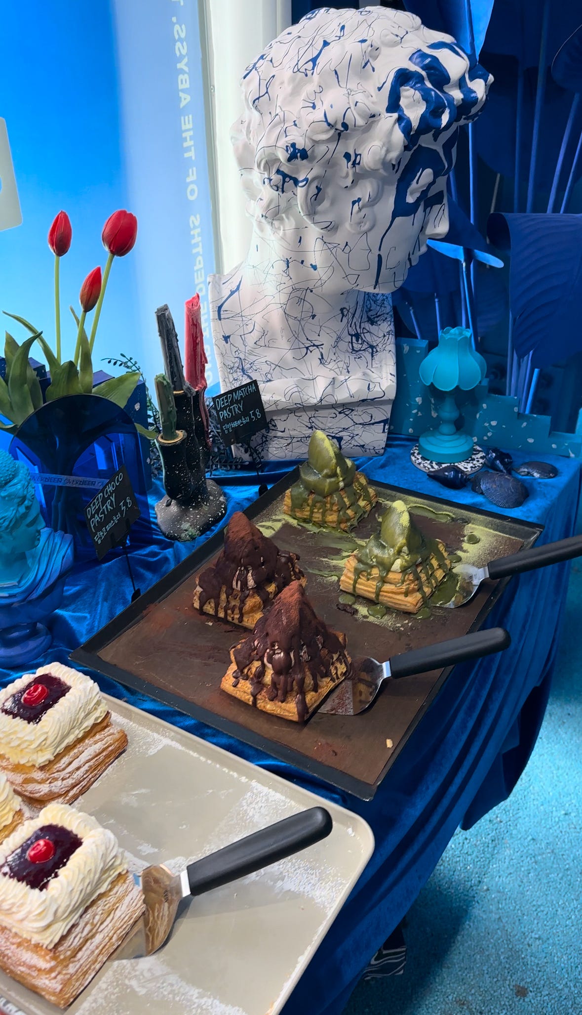 Seoul Cafe Review: An ‘Underwater’ Cafe Called Overdeep