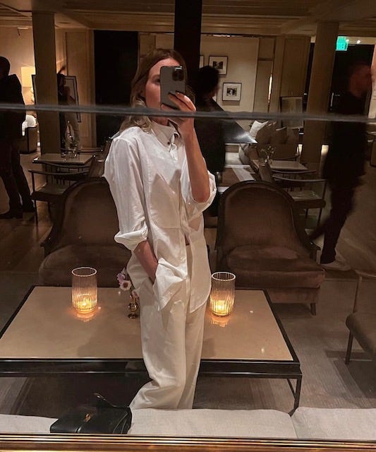 008: MEG STRACHAN - by Christina Holevas - Habiter