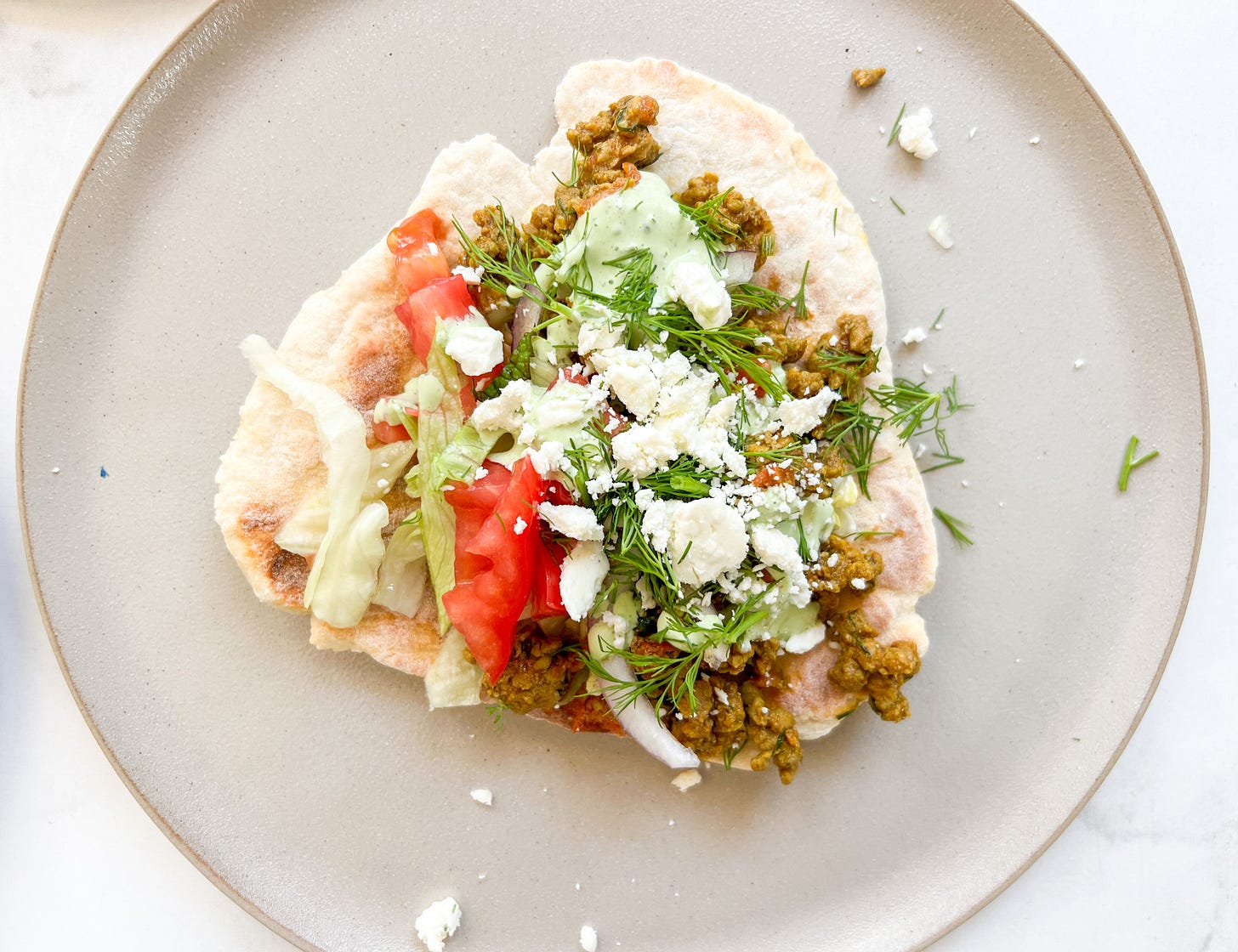 lamb pita with dilly minty yogurt sauce