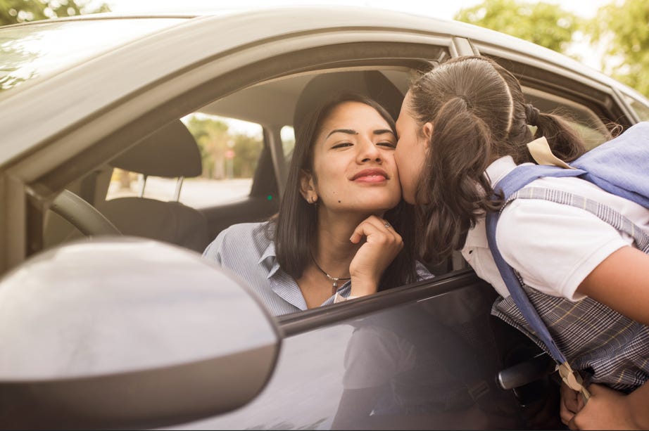 The rules of the school carpool line - The Charlotte Ledger