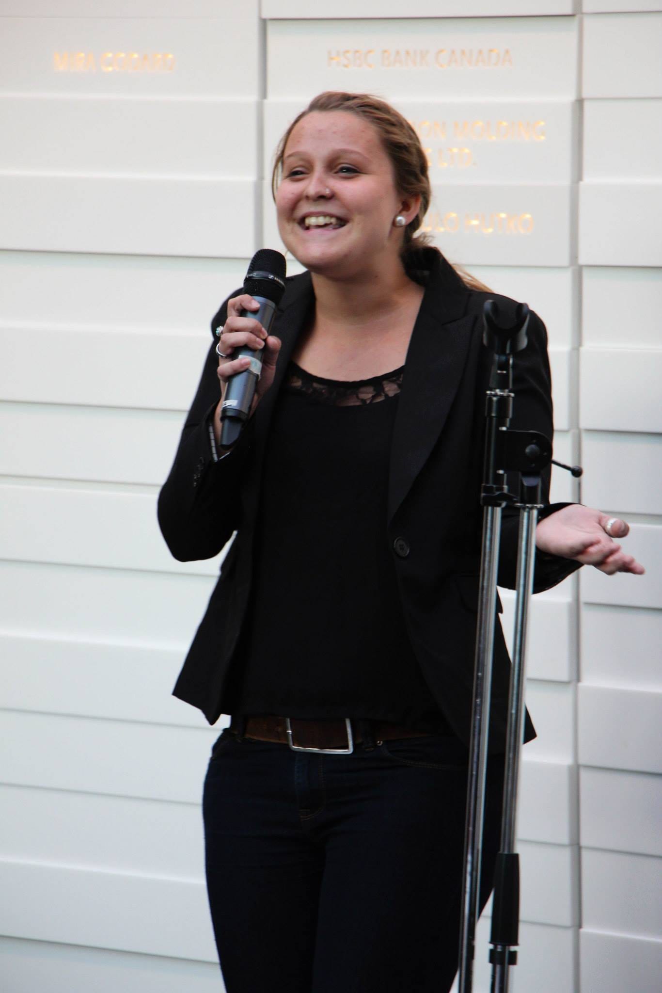 The State of Hannah Notes Moer. - by Hannah Moerman