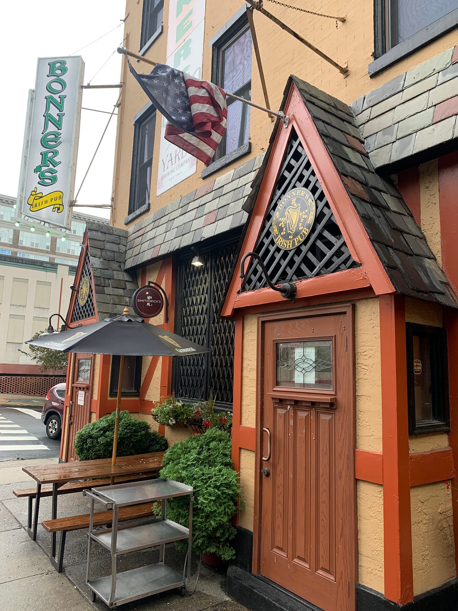 A Toast to 30 Years of Bonner’s Irish Pub