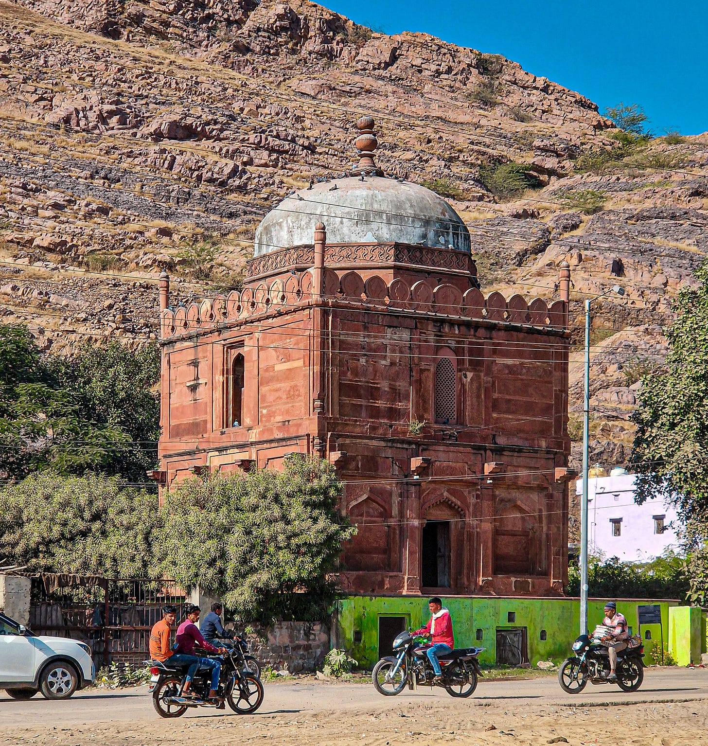 Bayana: India's Forgotten Capital - by Sam Dalrymple