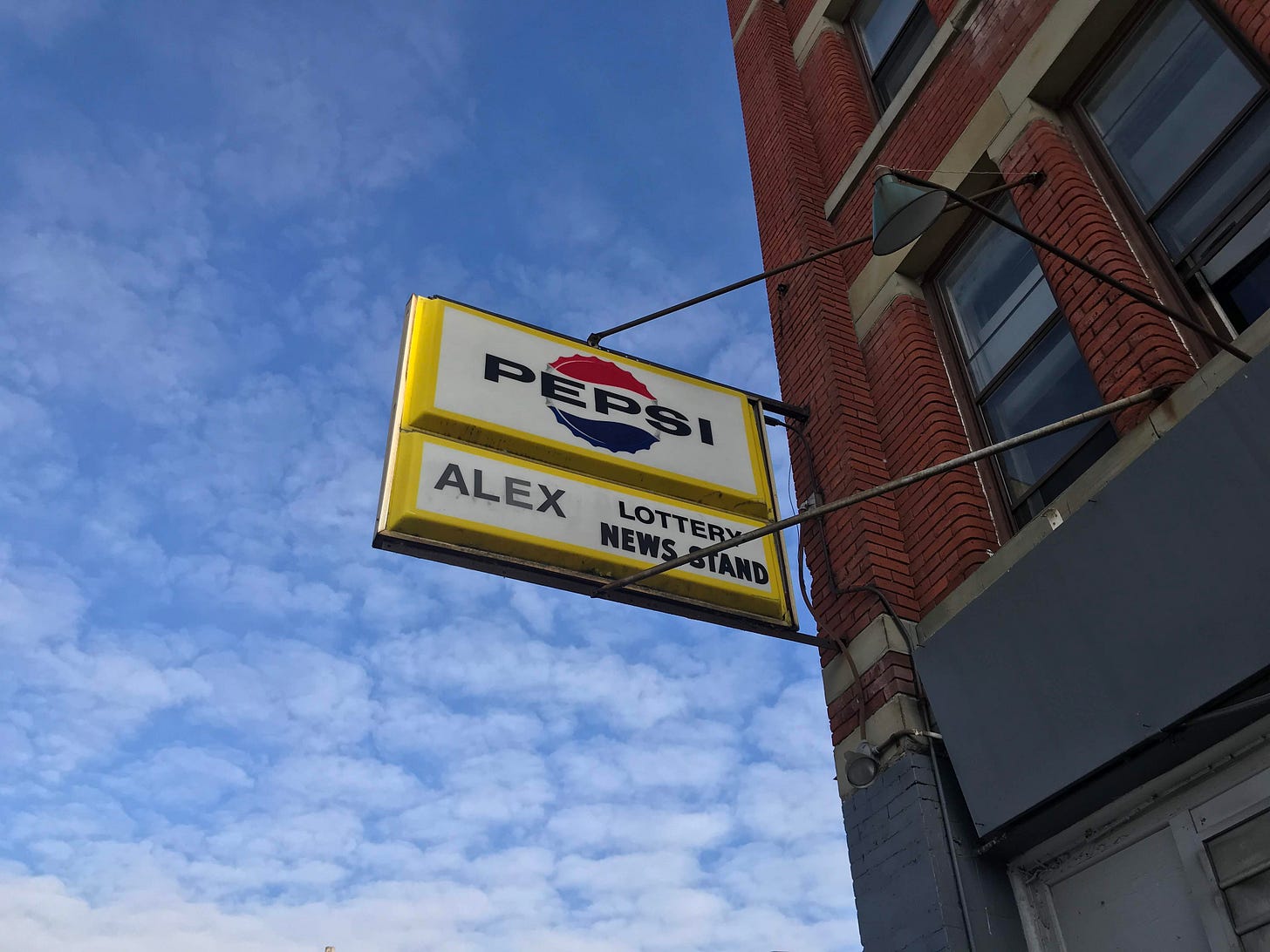 Pepsi's new retro logo and the evolution of an icon as seen on the ...