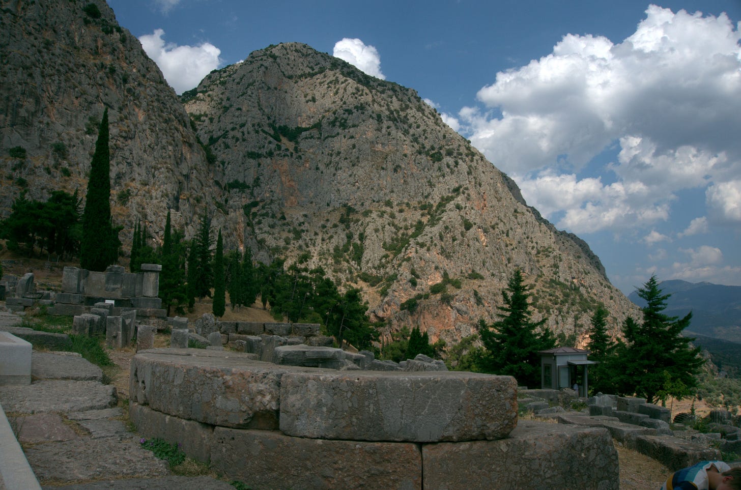 How Can We Know Ourselves? - Classical Wisdom